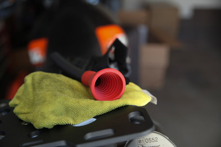 FunL Stretchable Automotive Funnel - Universal Fit, Spill-Proof Design