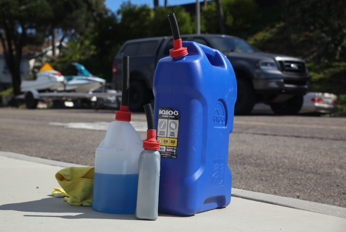 FunL Stretchable Automotive Funnel - Universal Fit, Spill-Proof Design